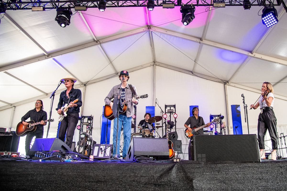 Austin Musician Calder Allen on his debut album and guitar playing