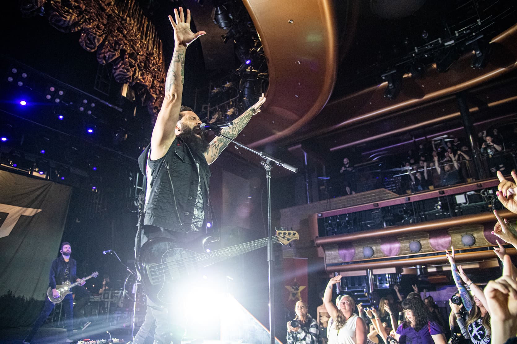 Skillet's John Copper Talks Faith And Family Vacations