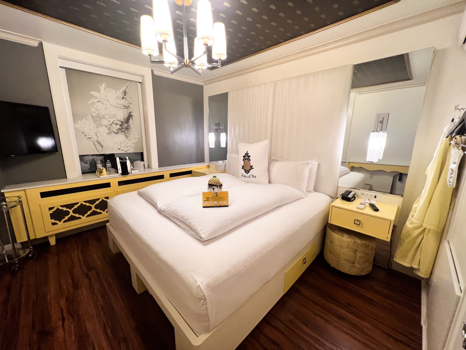 StayPineapple Boston Is Quirky, Fun And A Great Place to Stay