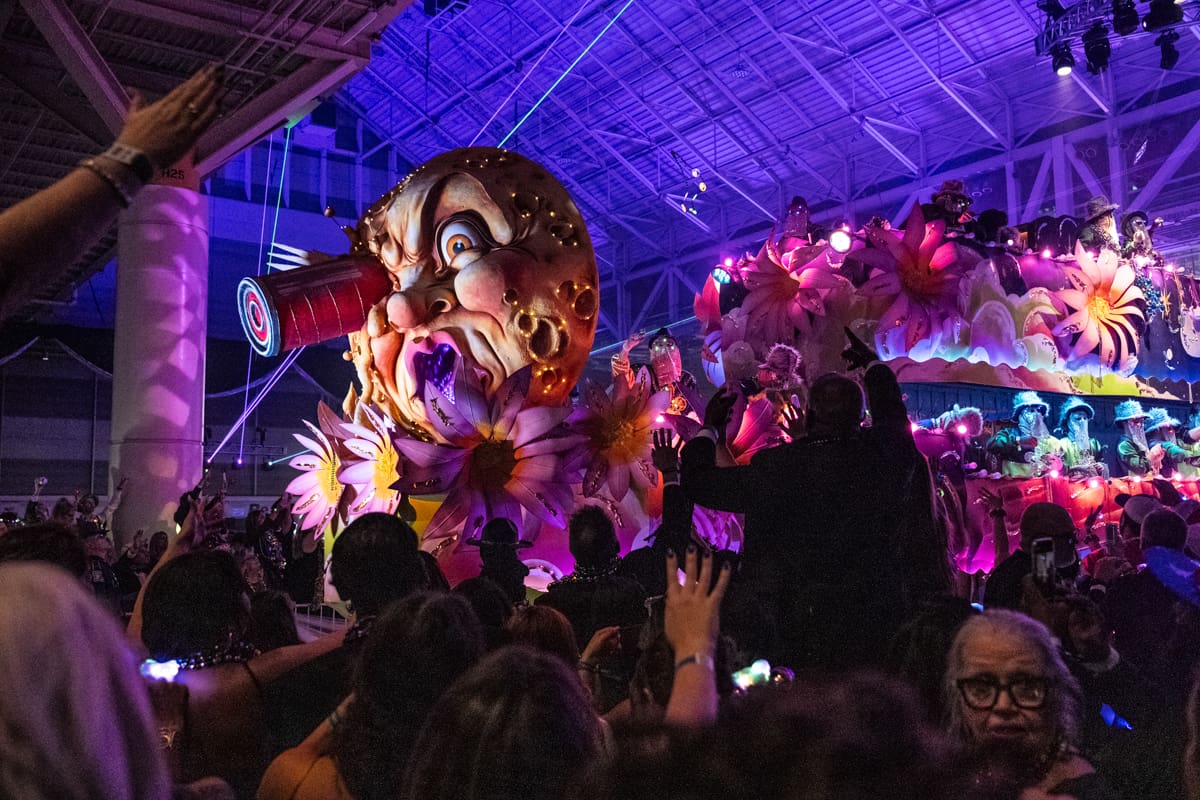 Krewe of Endymion Parade and Extravaganza Dazzles