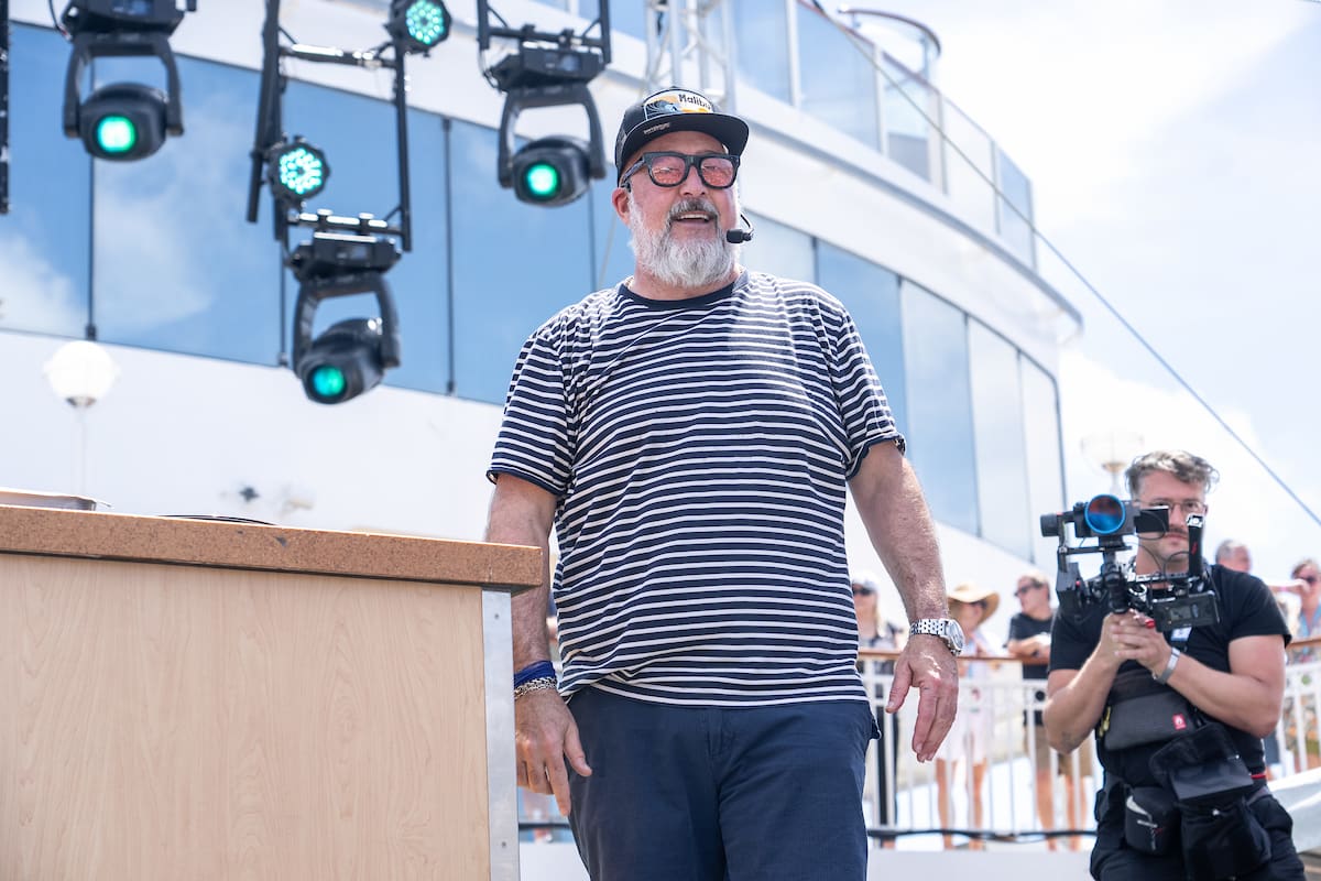 Andrew Zimmern Talks Travel, Cooking