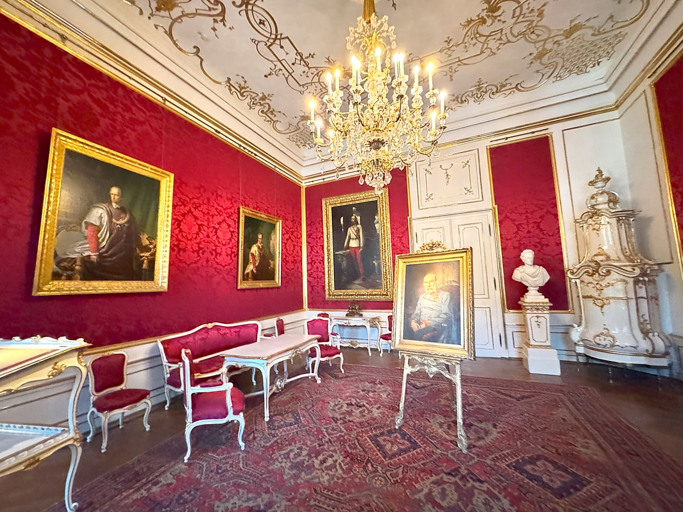 Inside the Sisi Museum