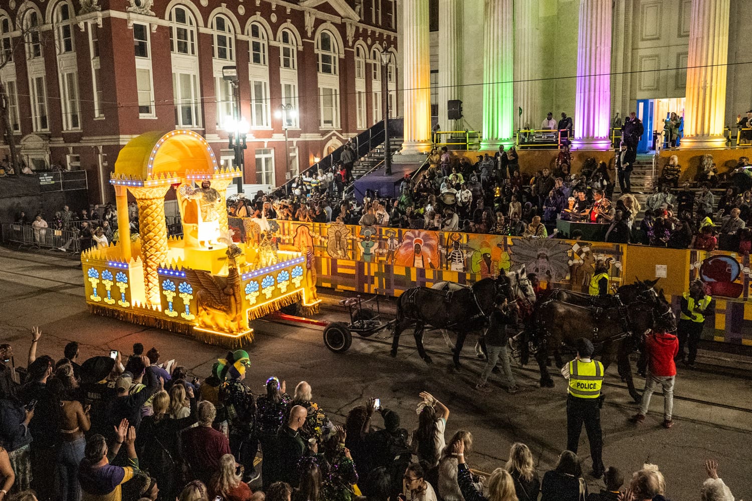 Babylon’s Enchanting 2025 Mardi Gras Parade