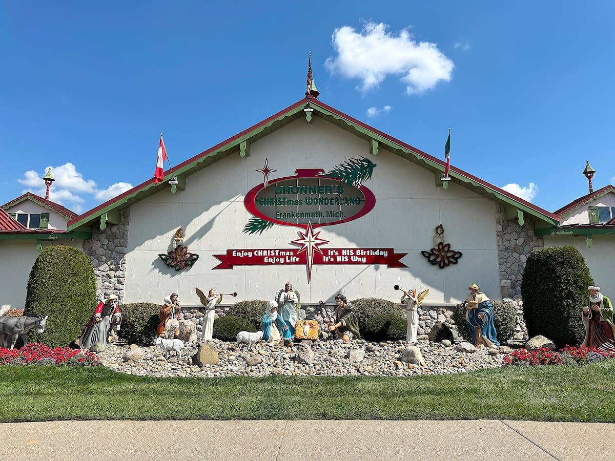 Bronner’s Christmas Store: Michigan’s 7-Acre Holiday Haven