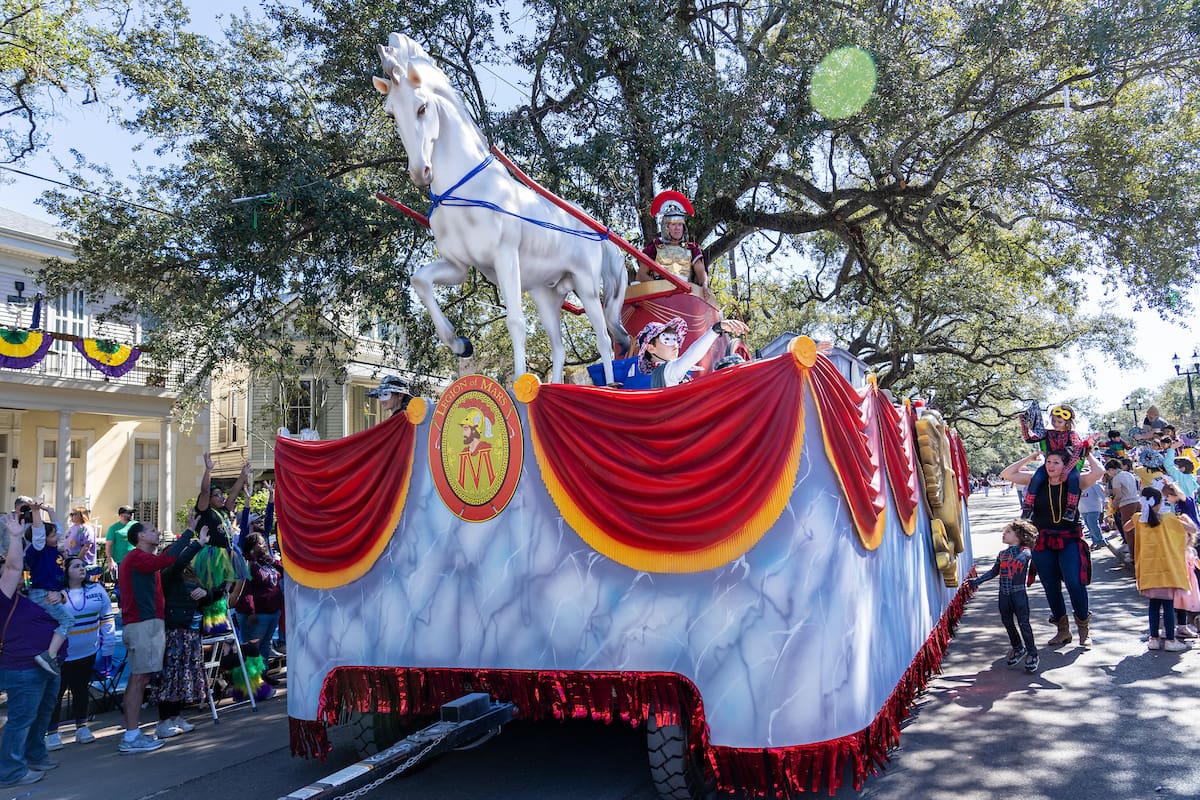 Legion of Mars Brings Patriotism to Mardi Gras in New Orleans